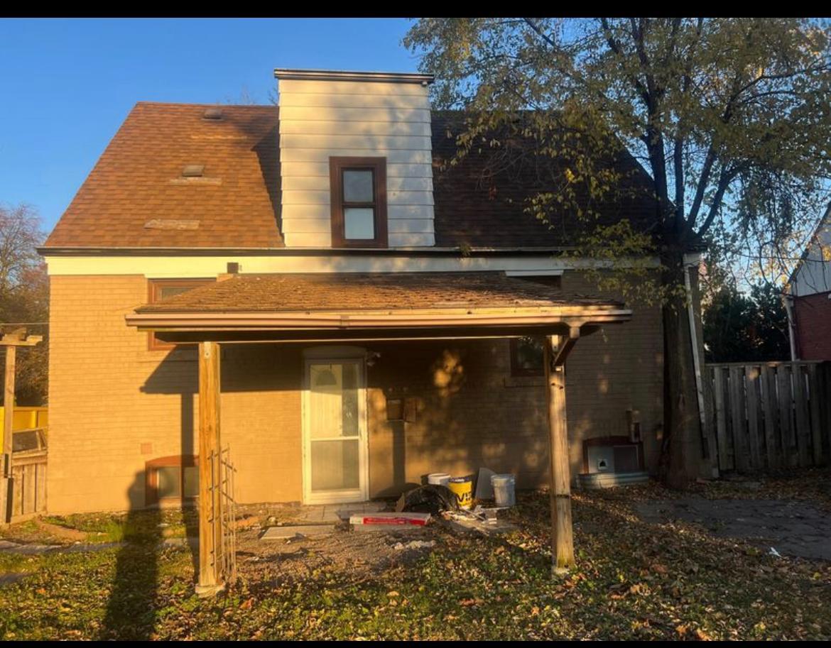 Accommodation Available For Boys – Canians